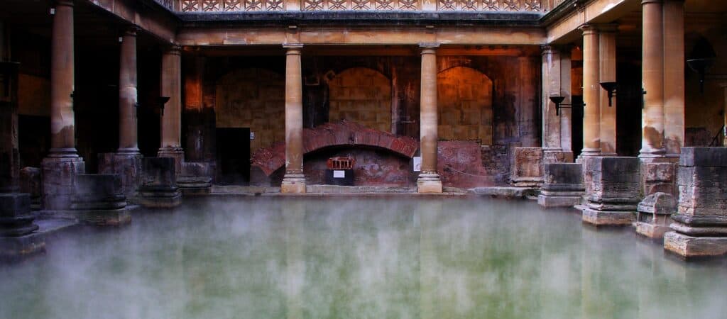 Historic Pubs Near The Roman Baths | Authentic Pub Lunch Near The Roman ...