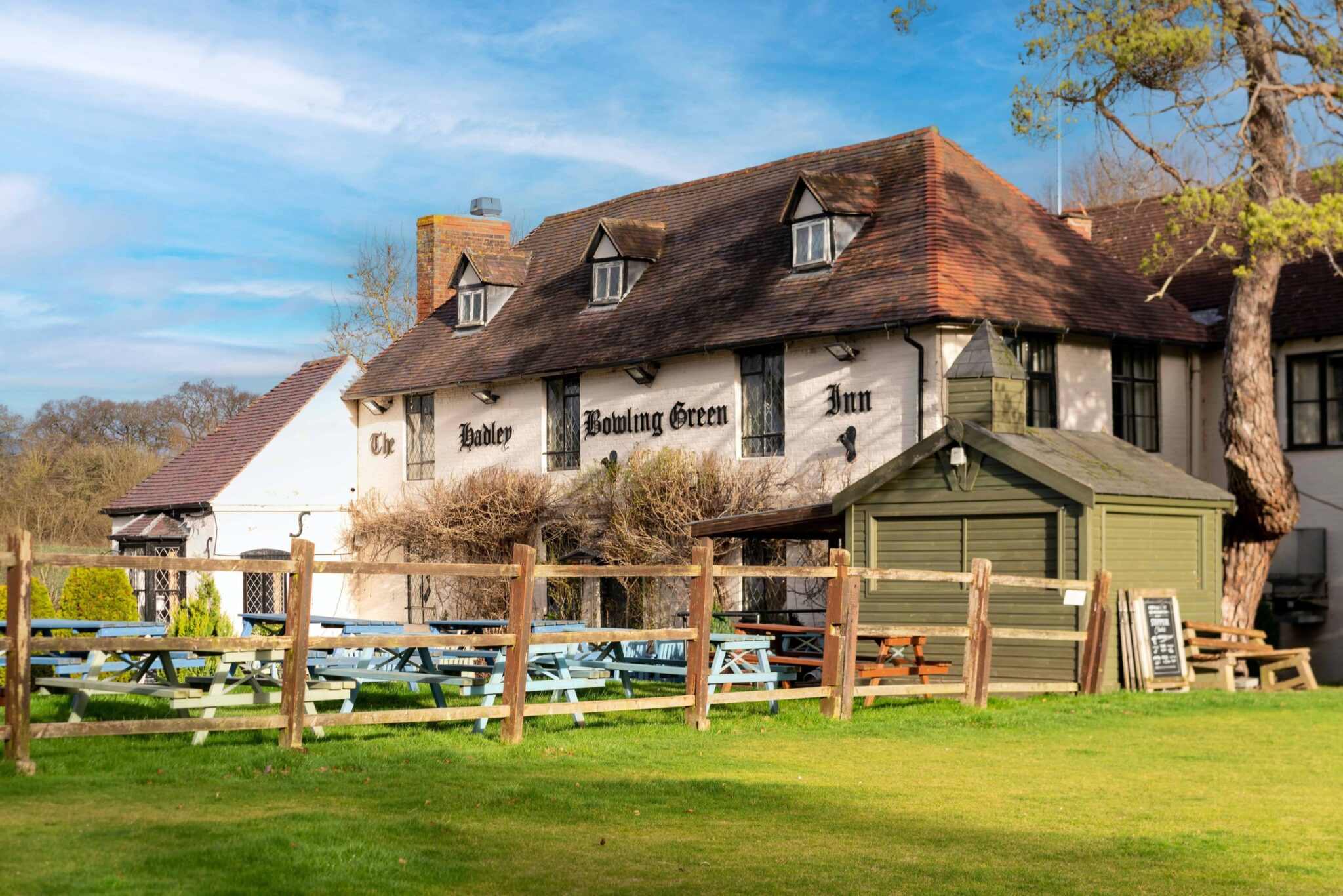 The Hadley Bowling Green | Pub With Rooms & Restaurant in Hadley Heath ...