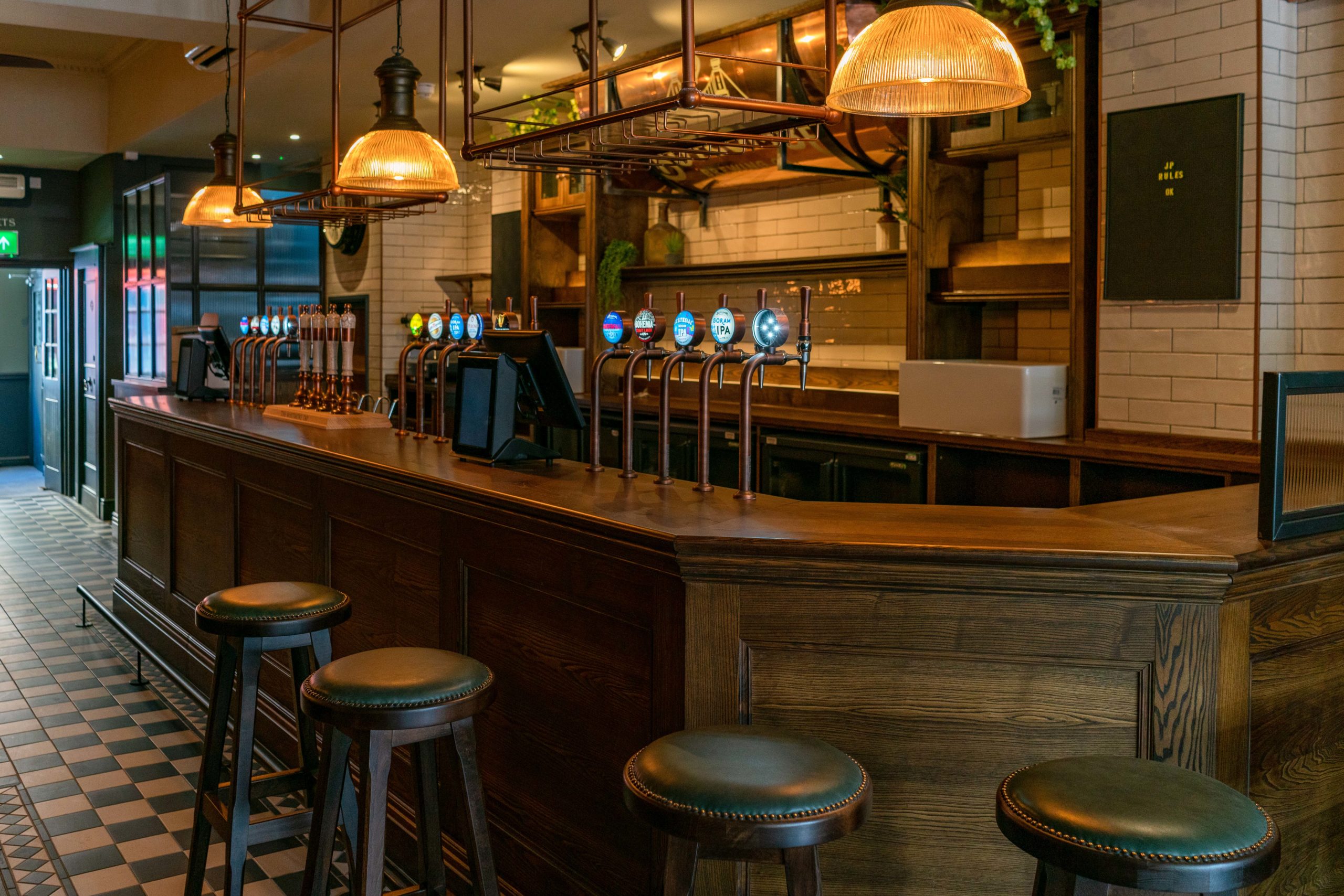 The Whitmore Tap | Pub & Restaurant in Clifton, Bristol