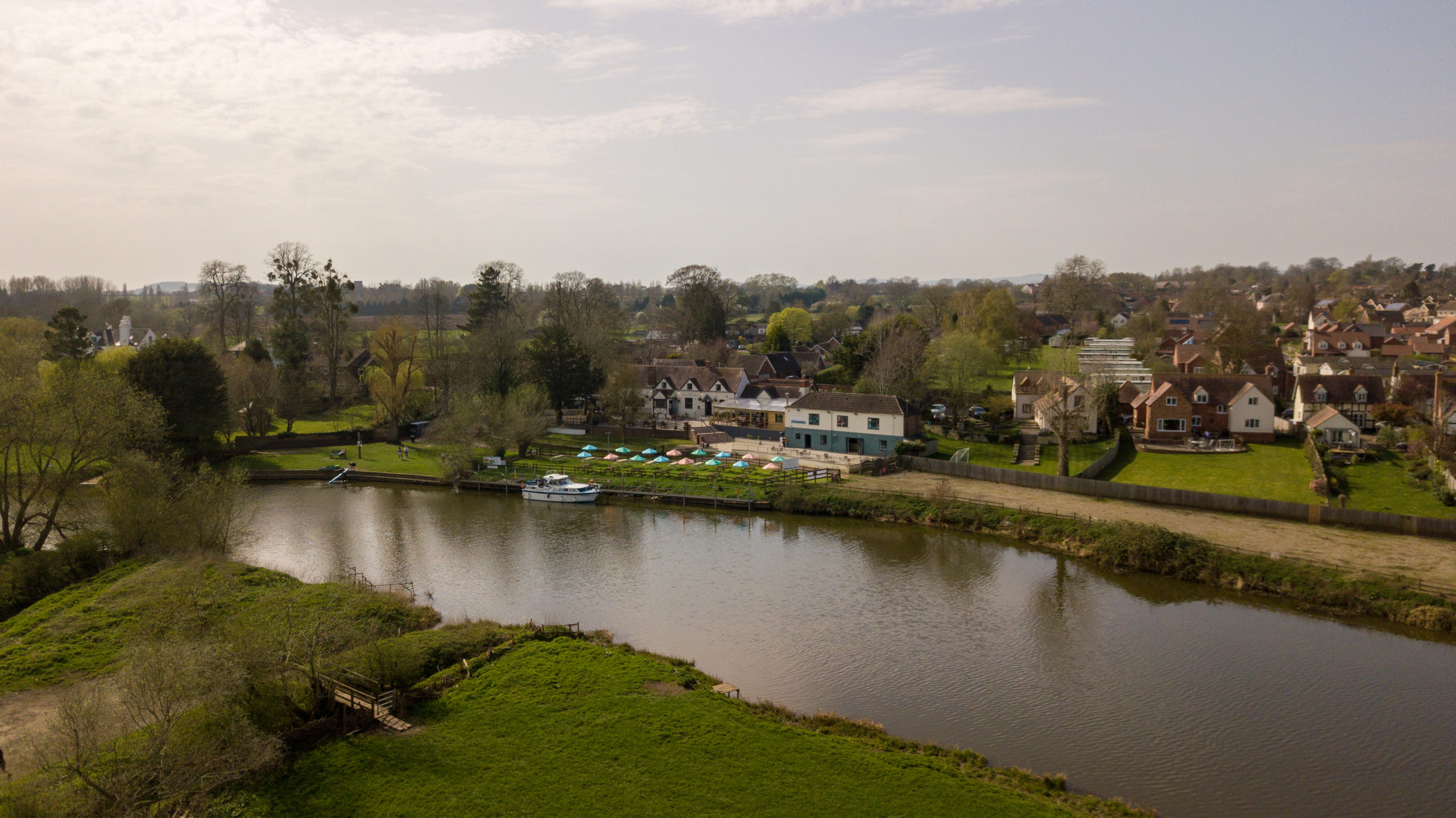 The Fleet Inn | Pub, Restaurant & Hotel in Twyning, near Tewkesbury ...