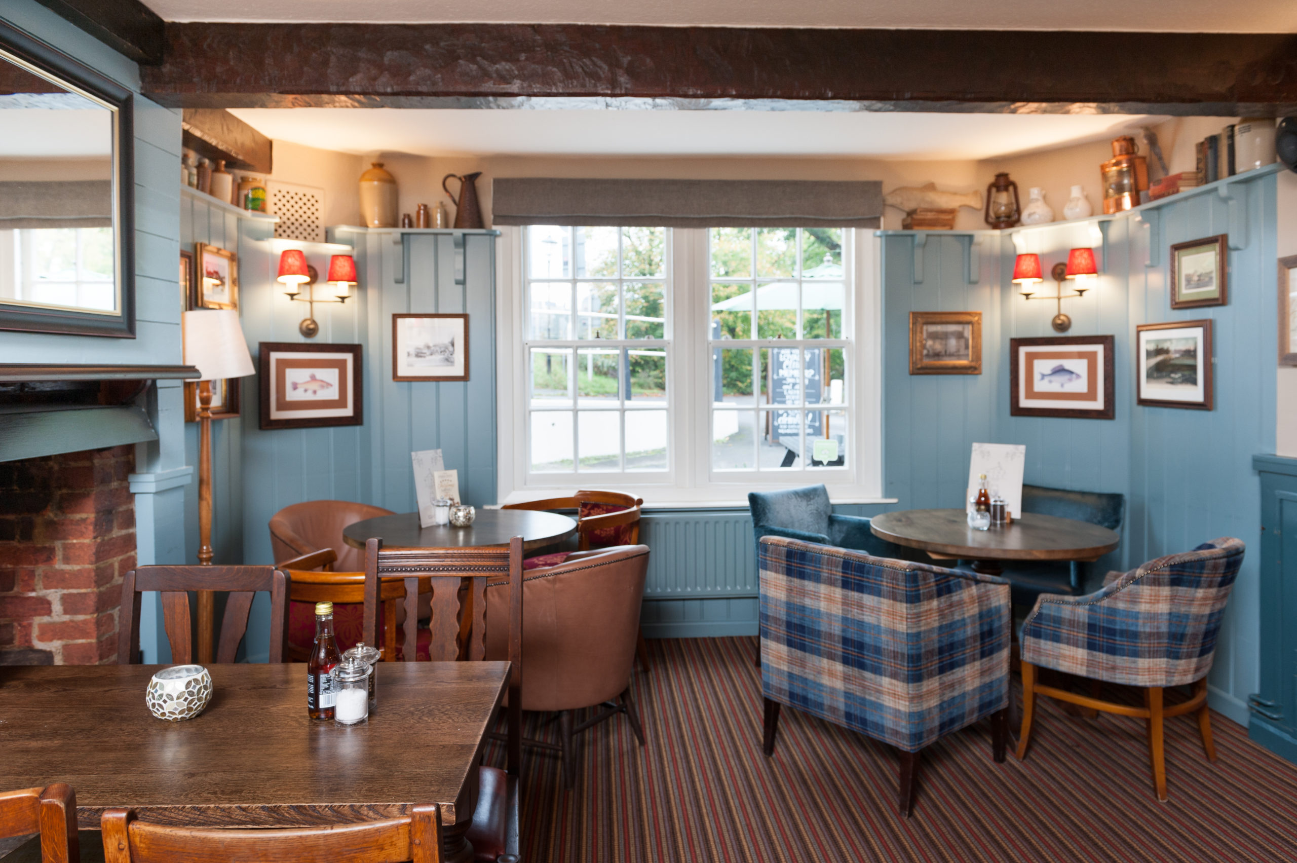 The Fish Inn | Pub & Restaurant In Ringwood, Hampshire