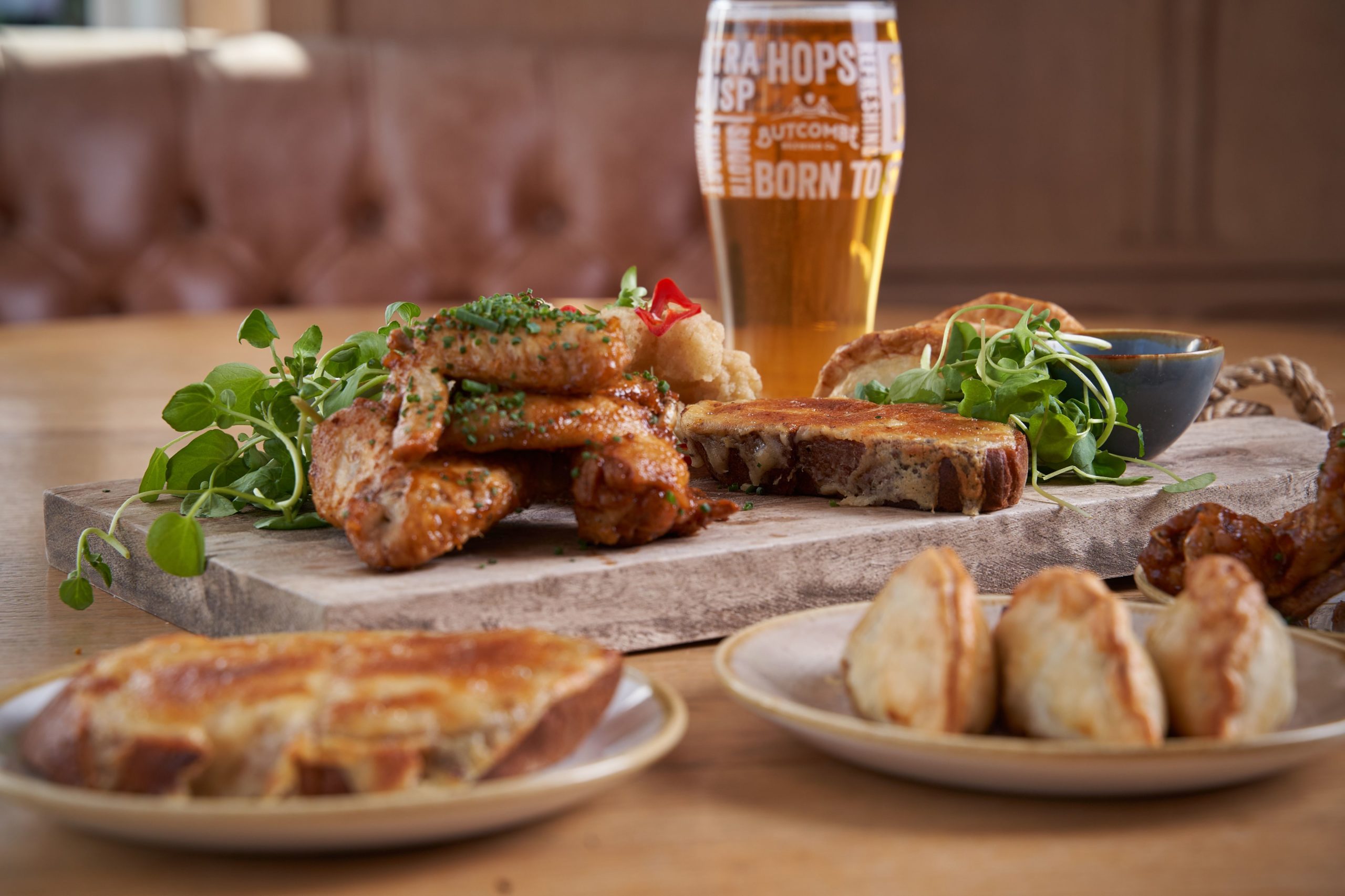 The Fox & Hounds | Pub & Restaurant in Theale, Reading