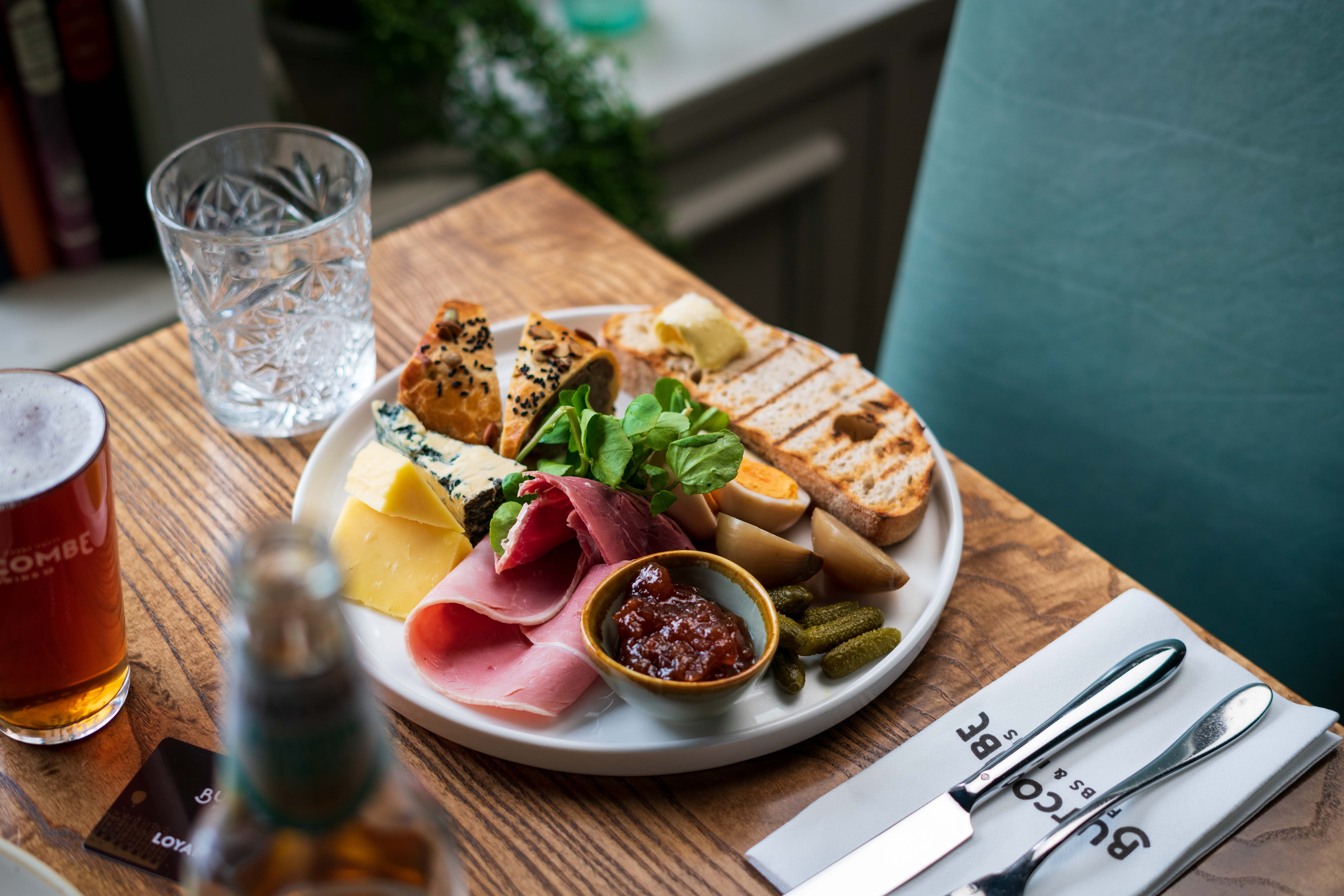 Food & Drink - Northey Arms