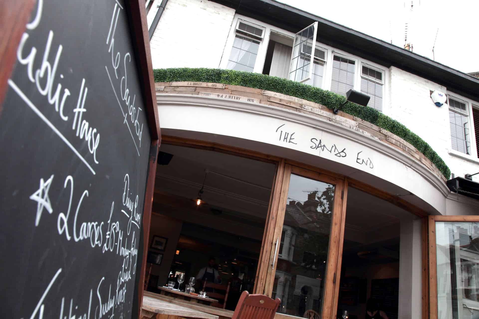 The Brown Cow Pub In Fulham | Cosy Pub On Fulham High Street | The ...