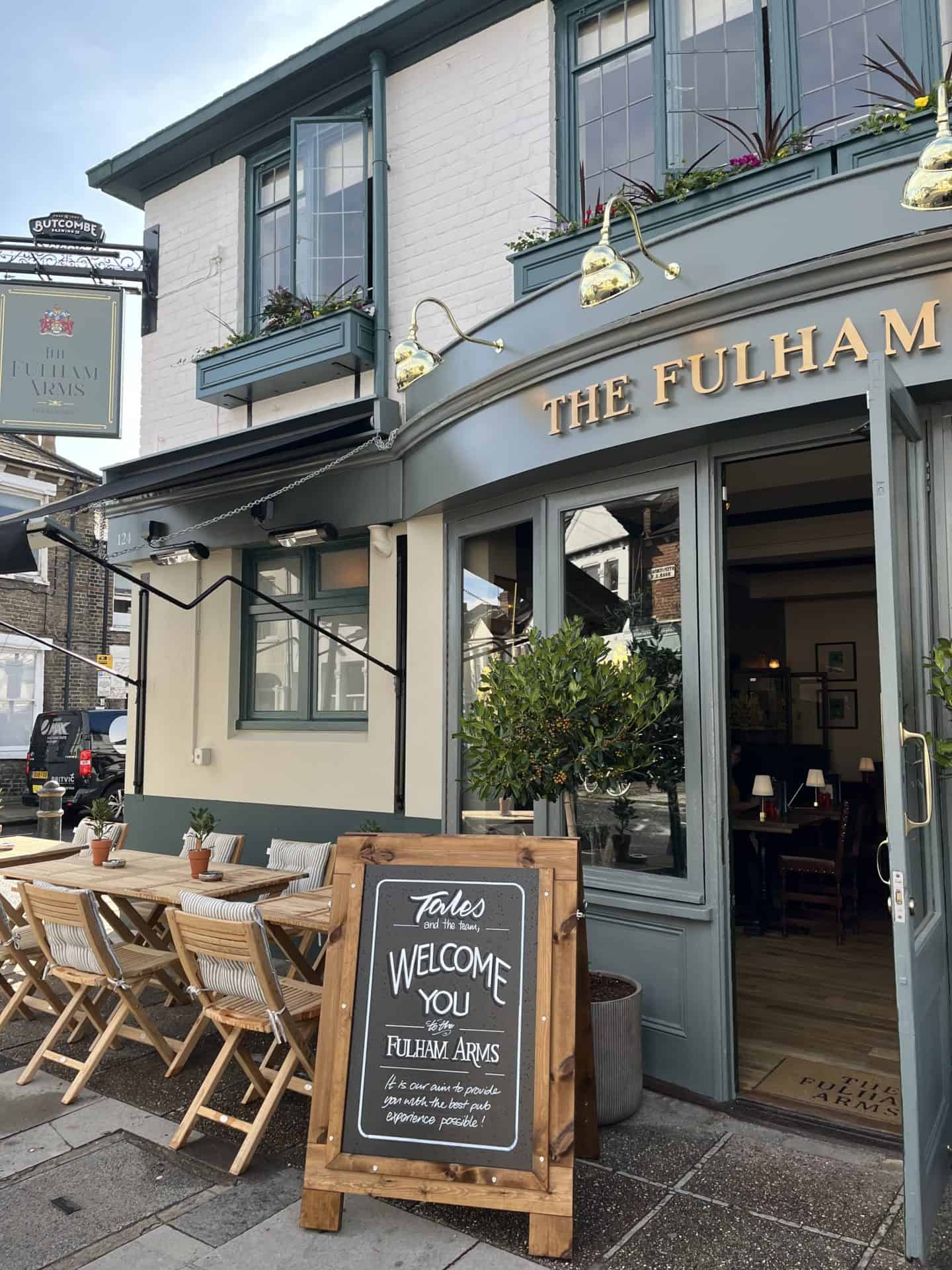 Brunch, Lunch & Dinner at our Pub In Fulham, London | Classic Pub Food ...
